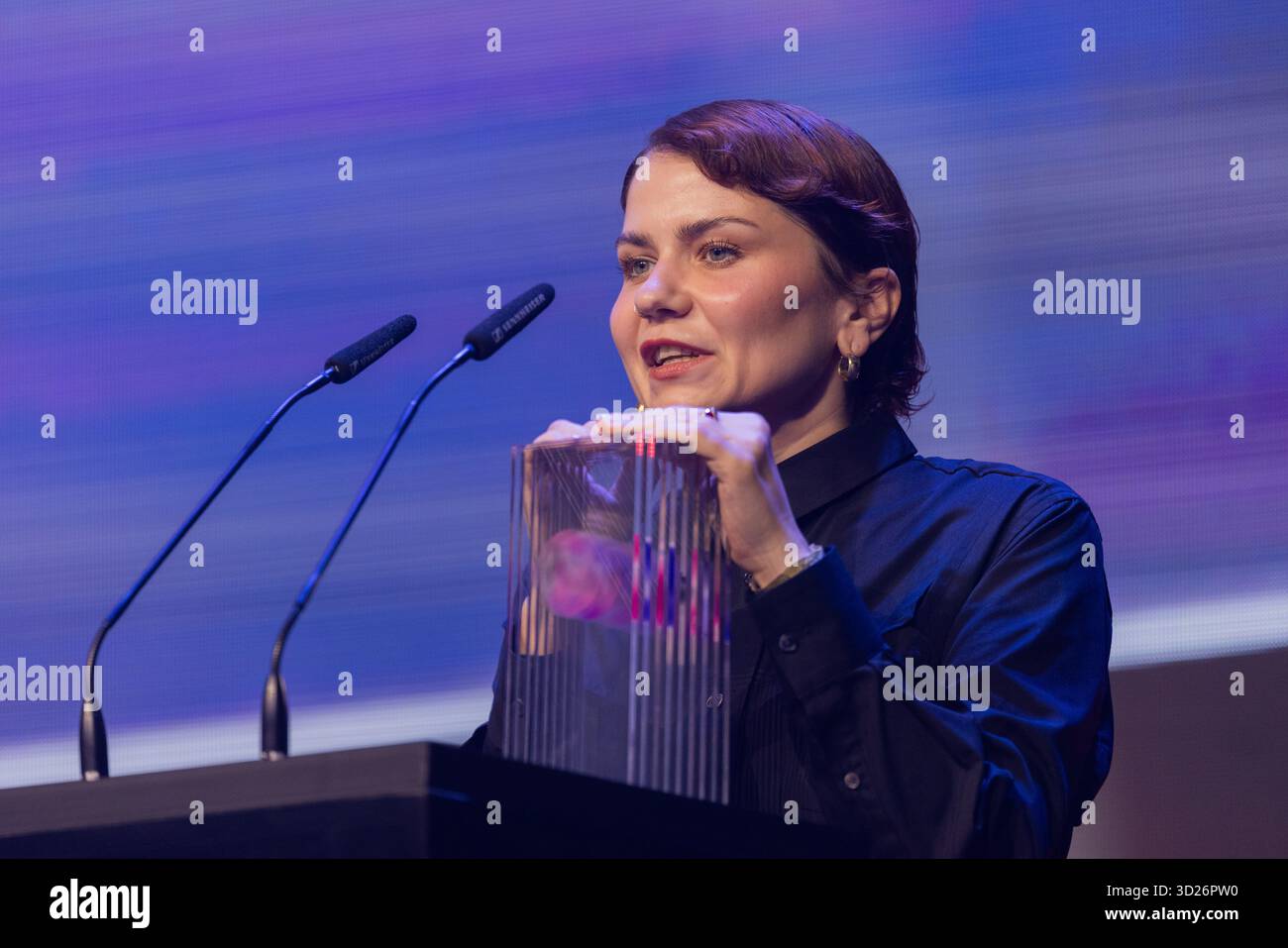 30 October 2025, North Rhine-Westphalia, Cologne: russischraclette (Ana ...