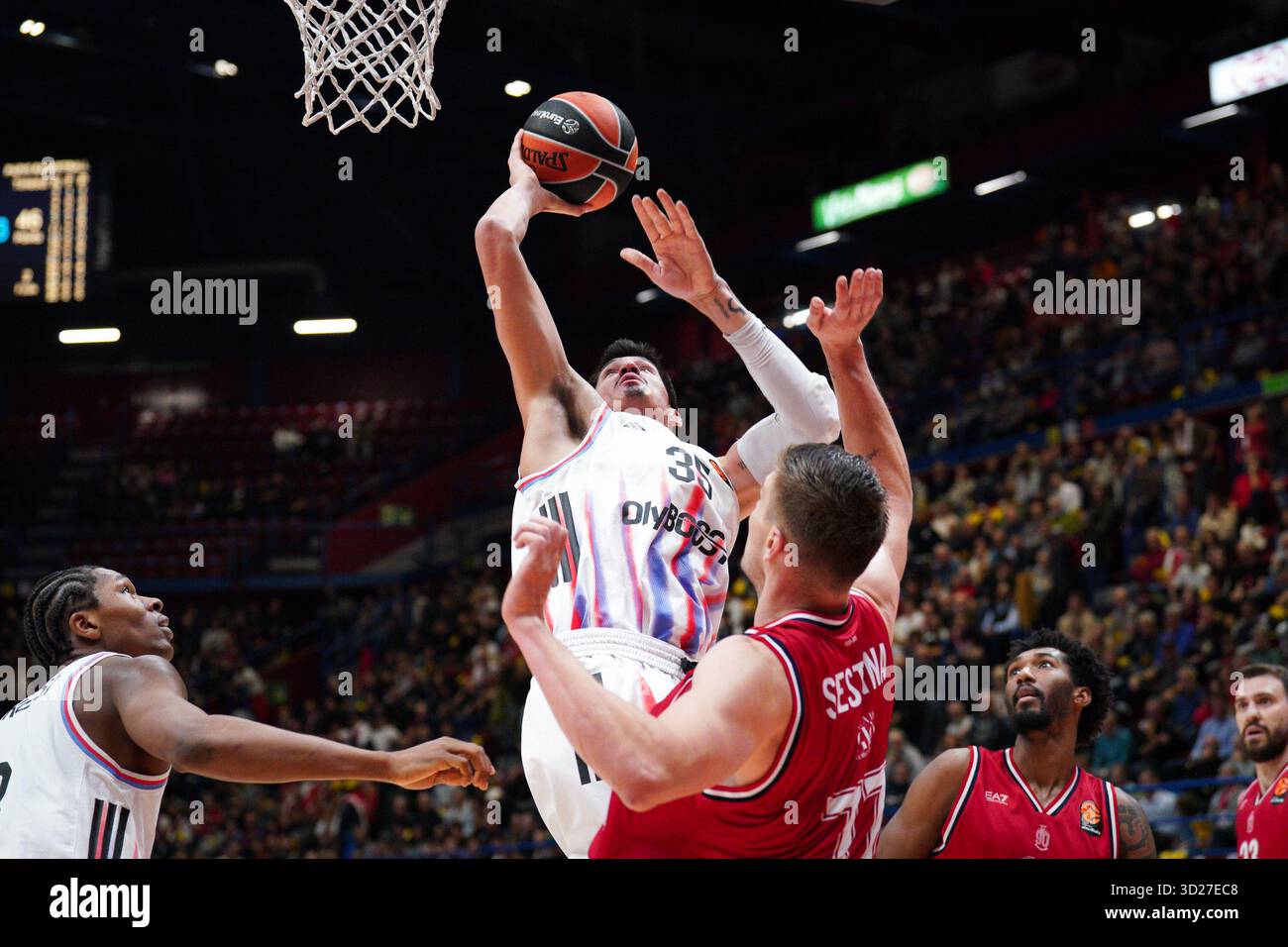 EA7 Emporio Armani Milano vs. Paris Basketball, nella foto Derek Willis ...