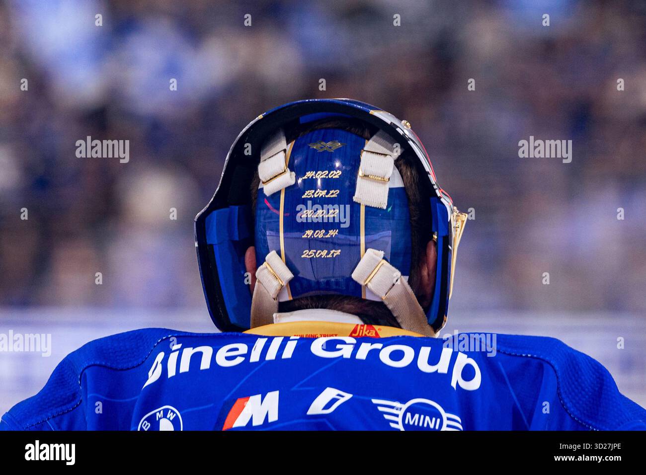 Goaltender Leonardo Genoni #30 (EV Zug) - October 19, 2025 - National ...