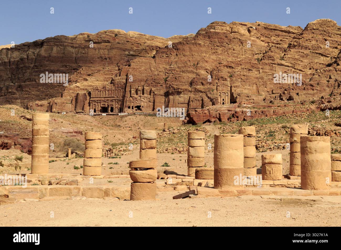 Greek temple in the ancient city of Petra in Jordan Stock Photo - Alamy