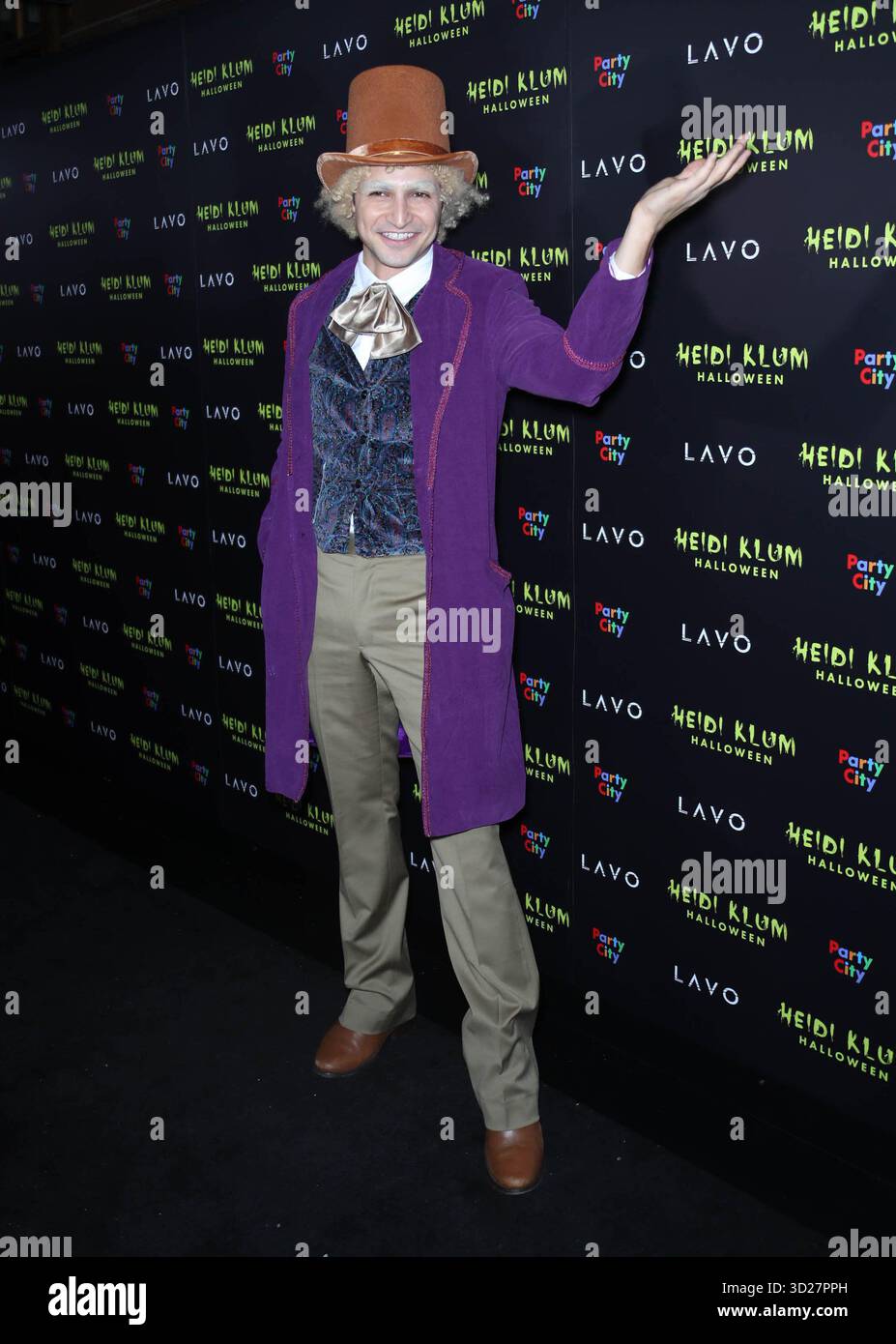 Celebrities in Halloween Costumes - File Photo by: zz/John Nacion/STAR MAX/IPx 2018 10/31/18 Zac ...