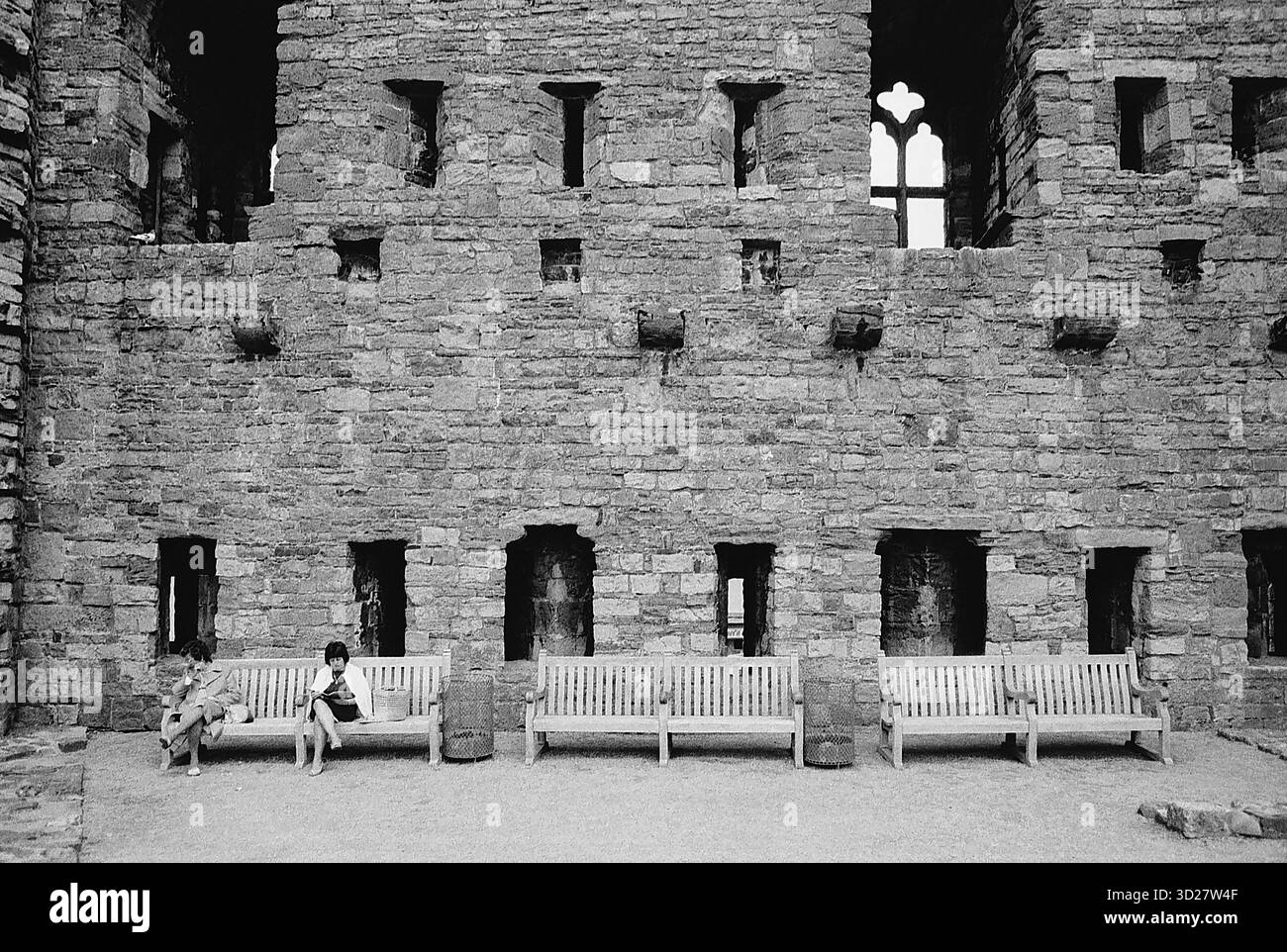 Windows on stone walls Black and White Stock Photos & Images - Alamy