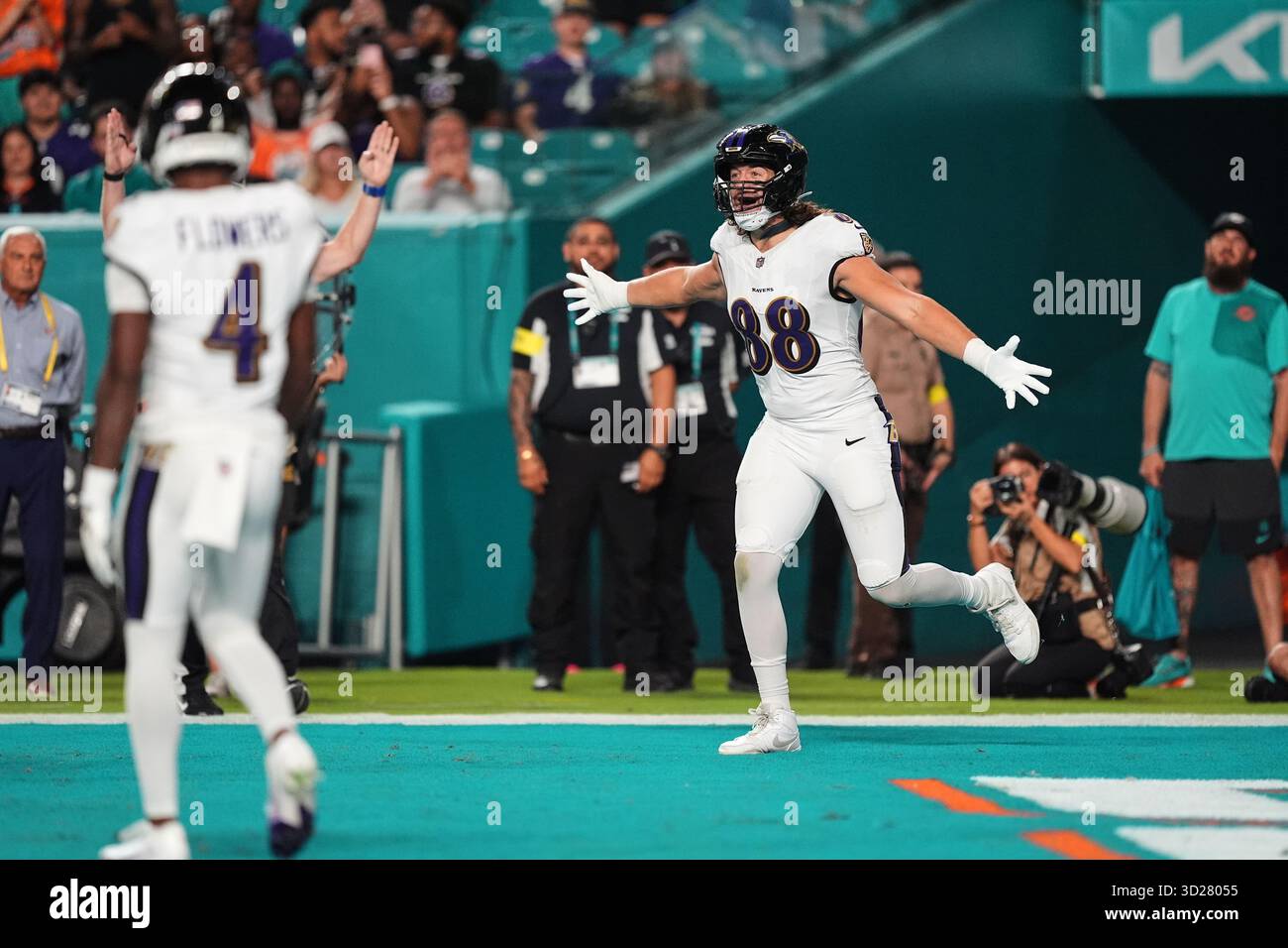 Baltimore Ravens tight end Charlie Kolar (88) celebrates after scoring ...