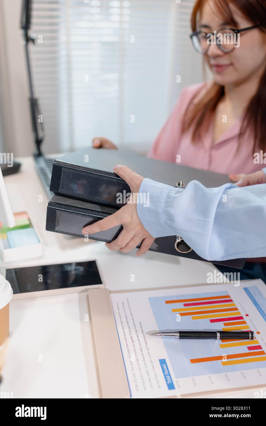 Workload planning hi-res stock photography and images - Alamy