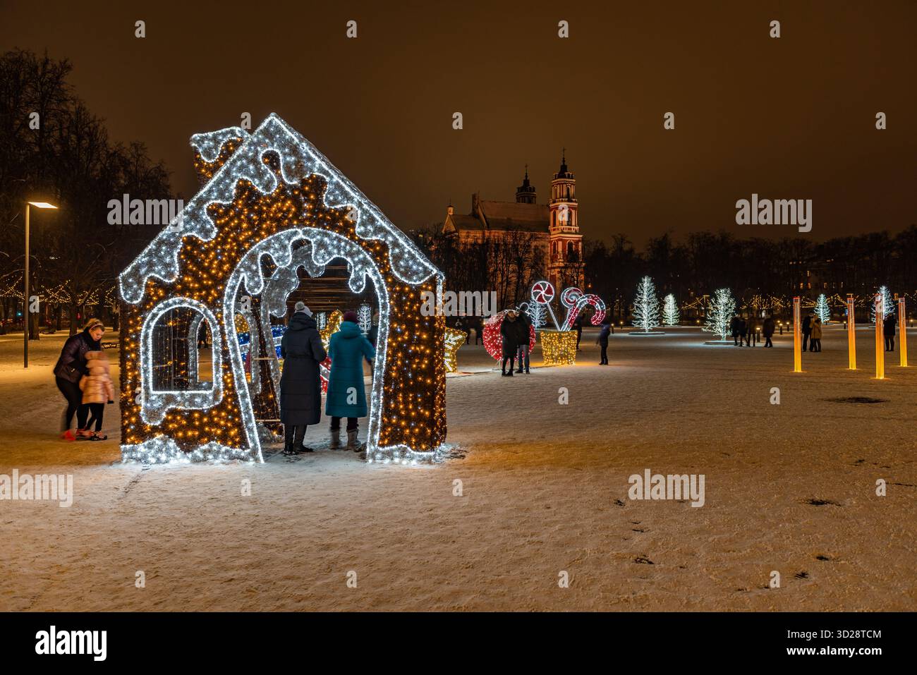 Vilnius market cathedral hi-res stock photography and images - Alamy