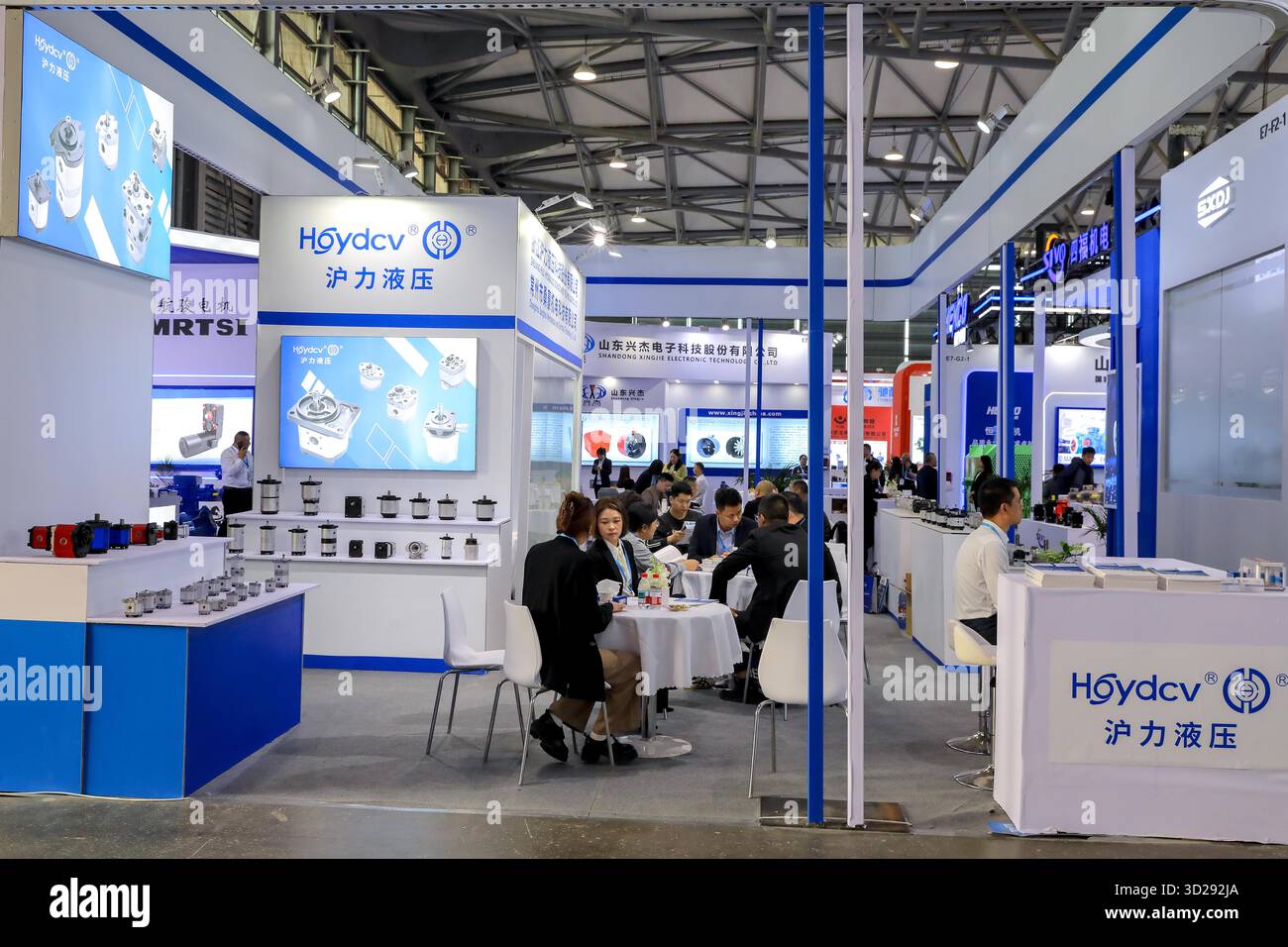 The 2025 Factorynetwork Business Conference (FBC) opens in Shanghai ...