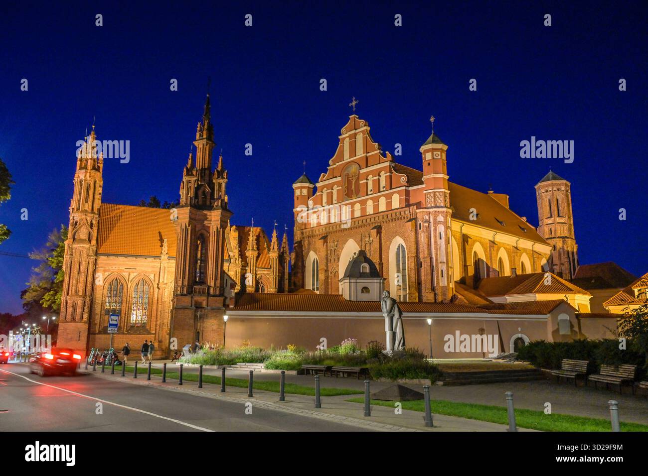 Gotisches Ensemble , St. Annenkirche und Bernhardinerkirche, Vilniaus ...