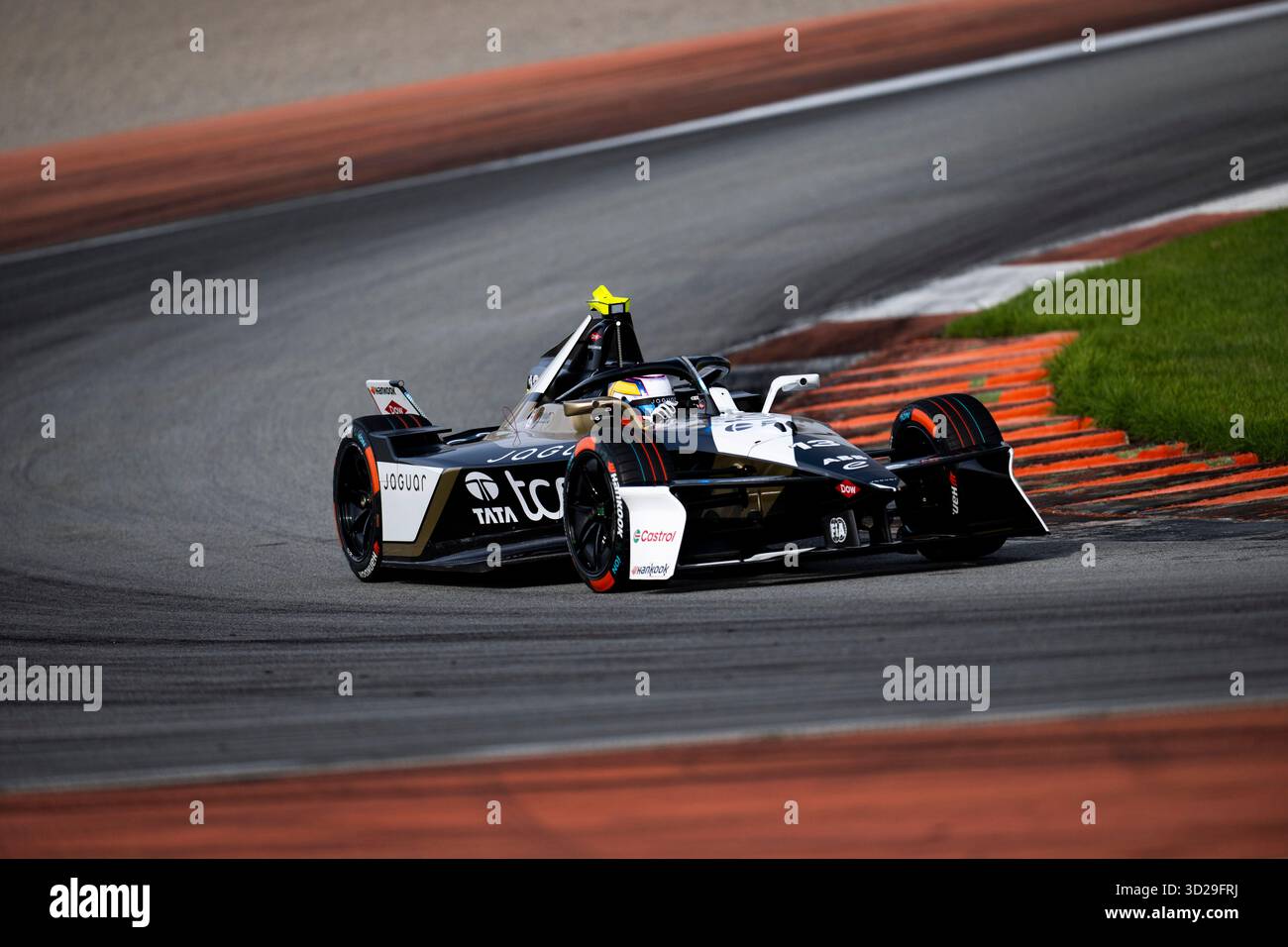 13 CHADWICK Jamie (gbr), Jaguar TCS Racing, Jaguar I-Type 7, action ...