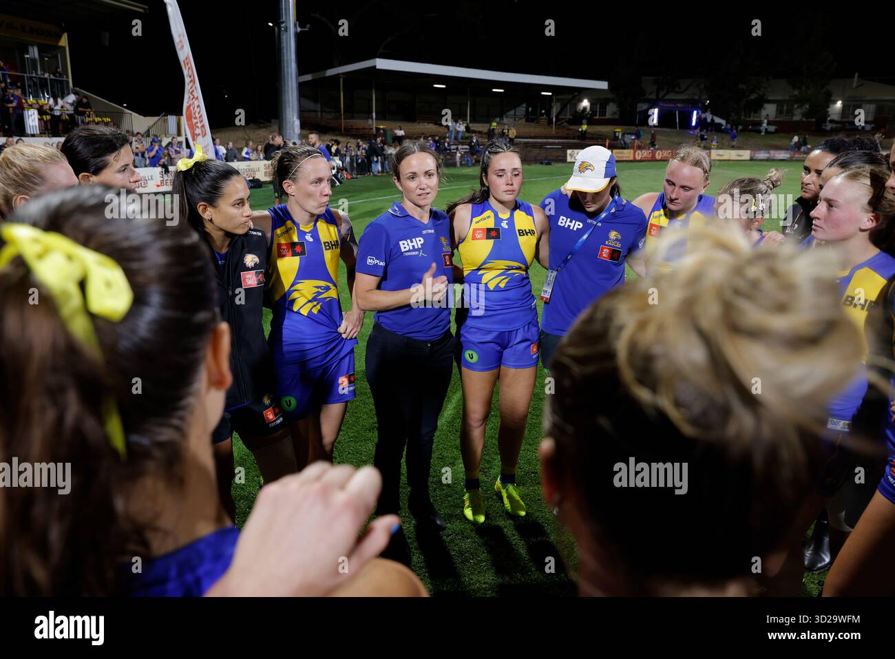 Daisy Pearce, head coach of the West Coast Eagles talks to her players ...