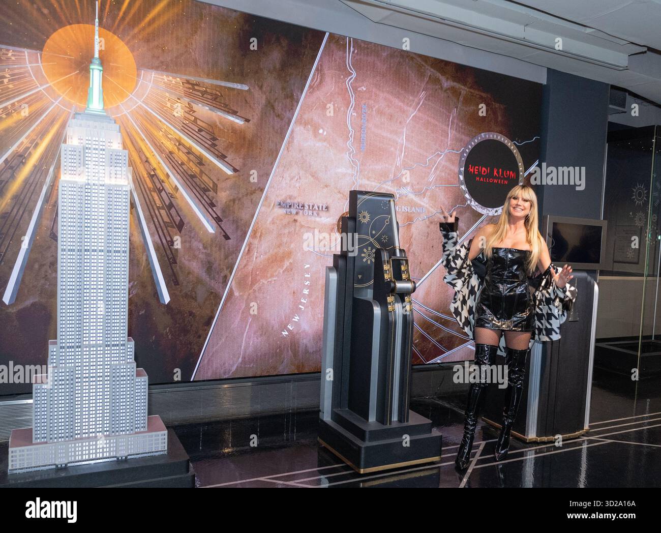 New York, NY, October 30, 2025: Heidi Klum visits the Empire State ...