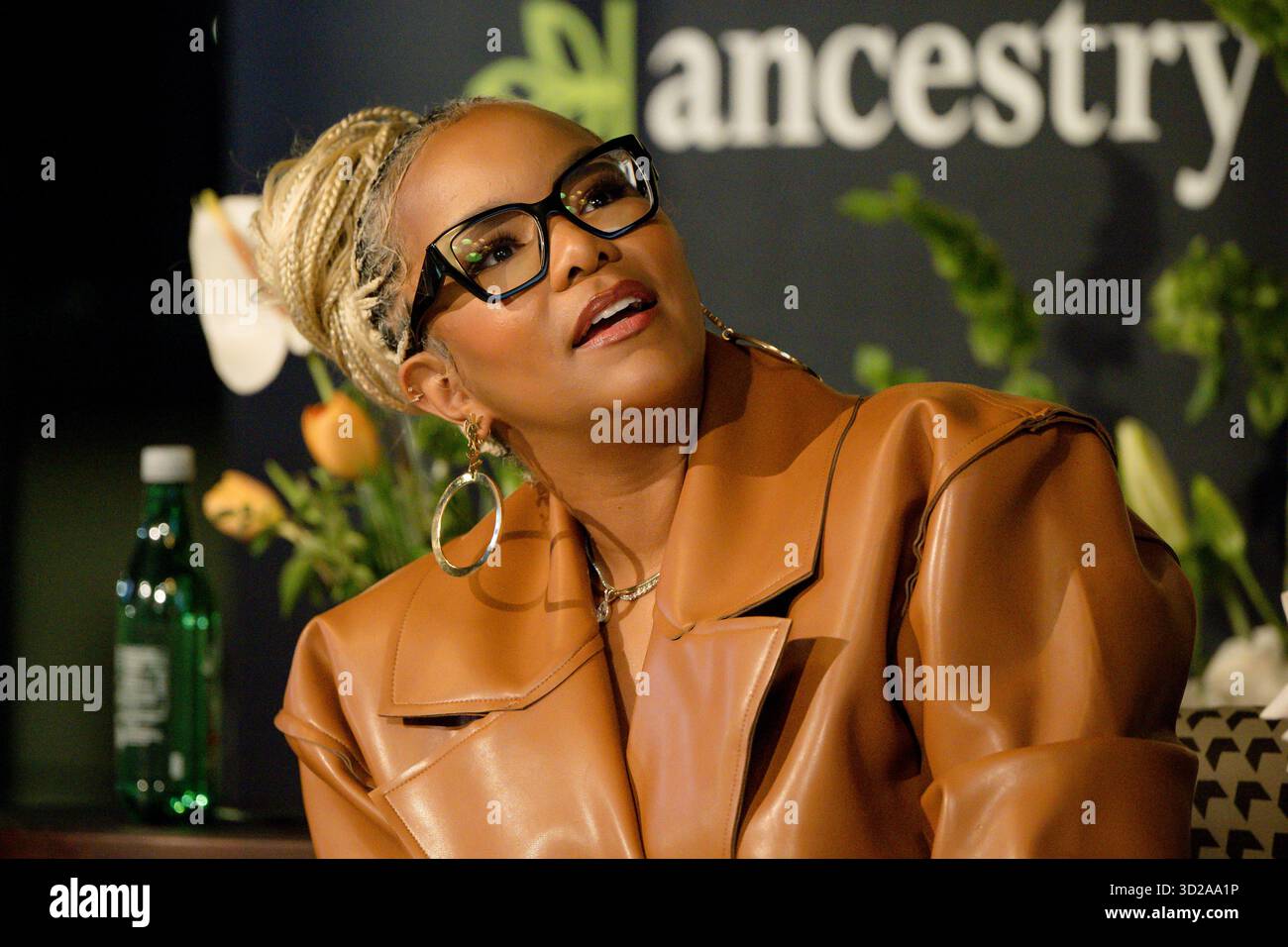 LeToya Luckett speaks onstage during the Black Tapestry 2.0 Powered by ...