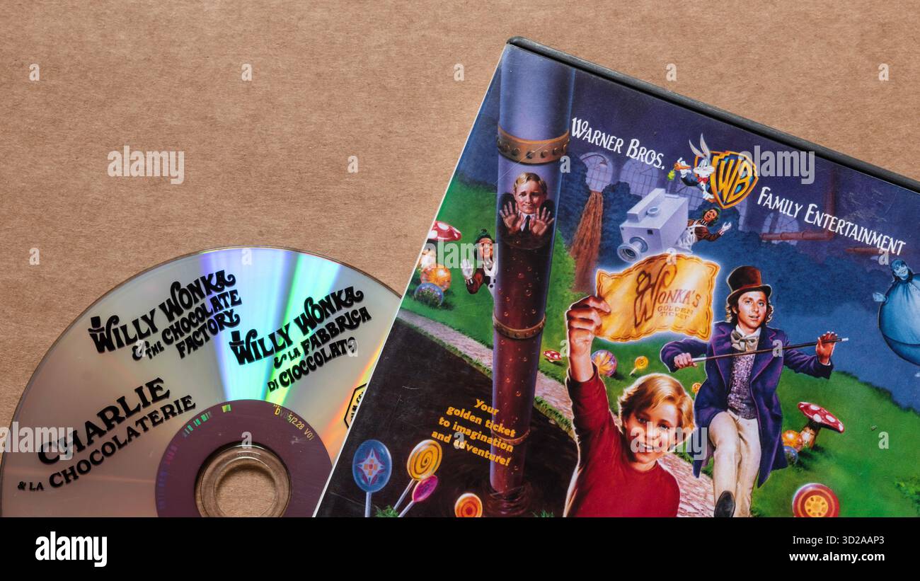 Gene wilder willy wonka hi-res stock photography and images - Alamy