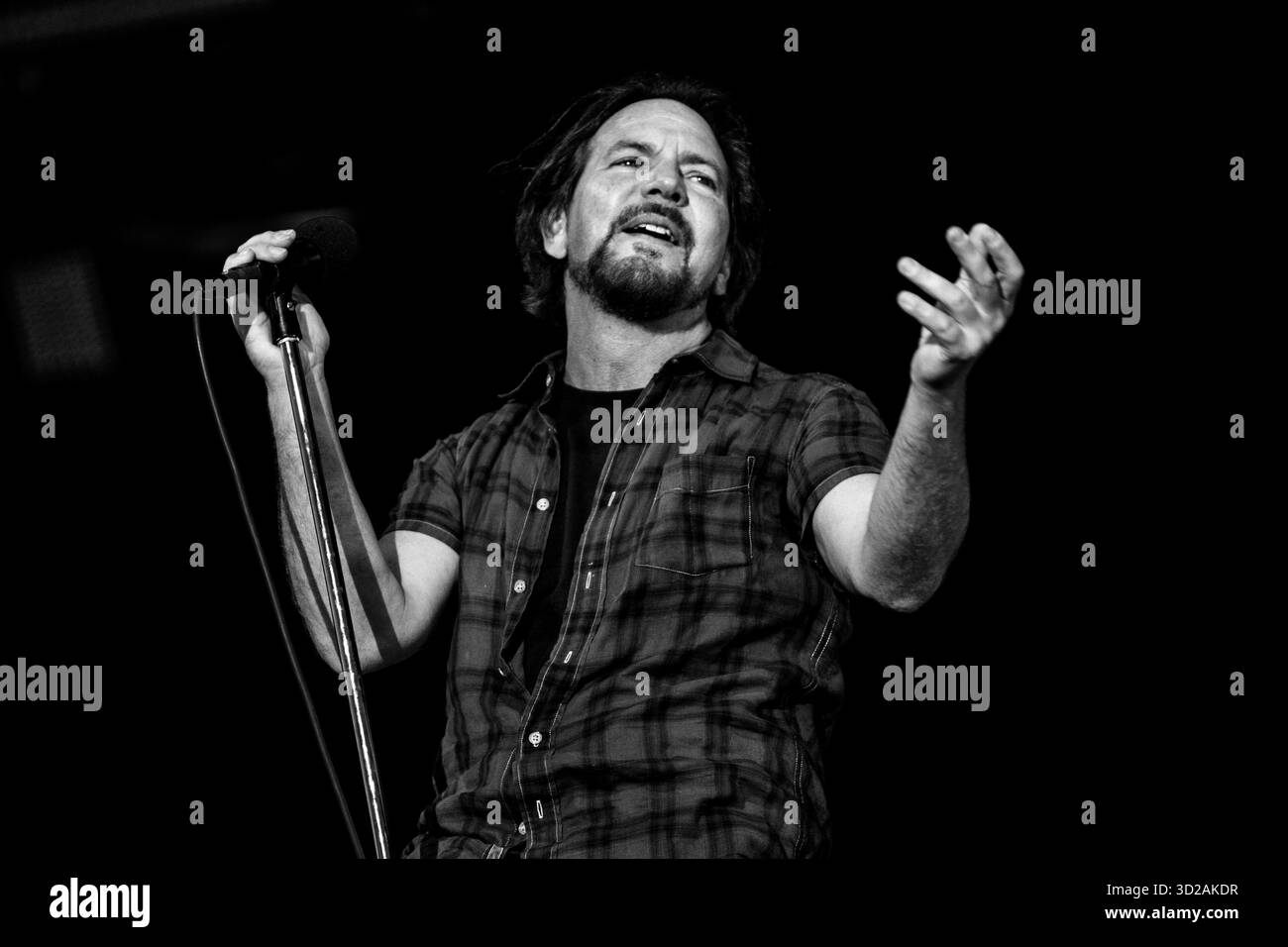 Cameron live Black and White Stock Photos & Images - Alamy