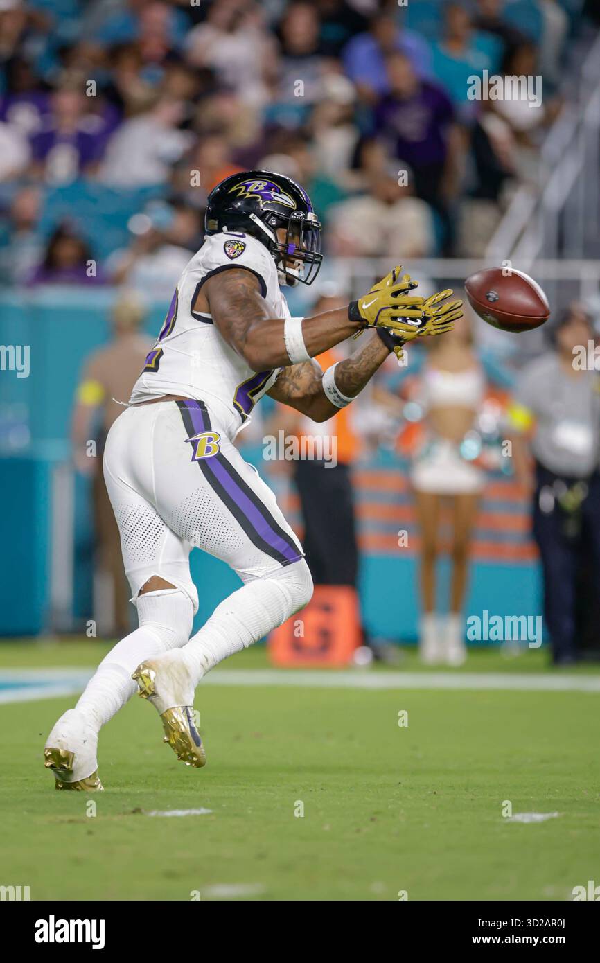 Miami Gardens, FL USA; Baltimore Ravens running back Derrick Henry (22 ...