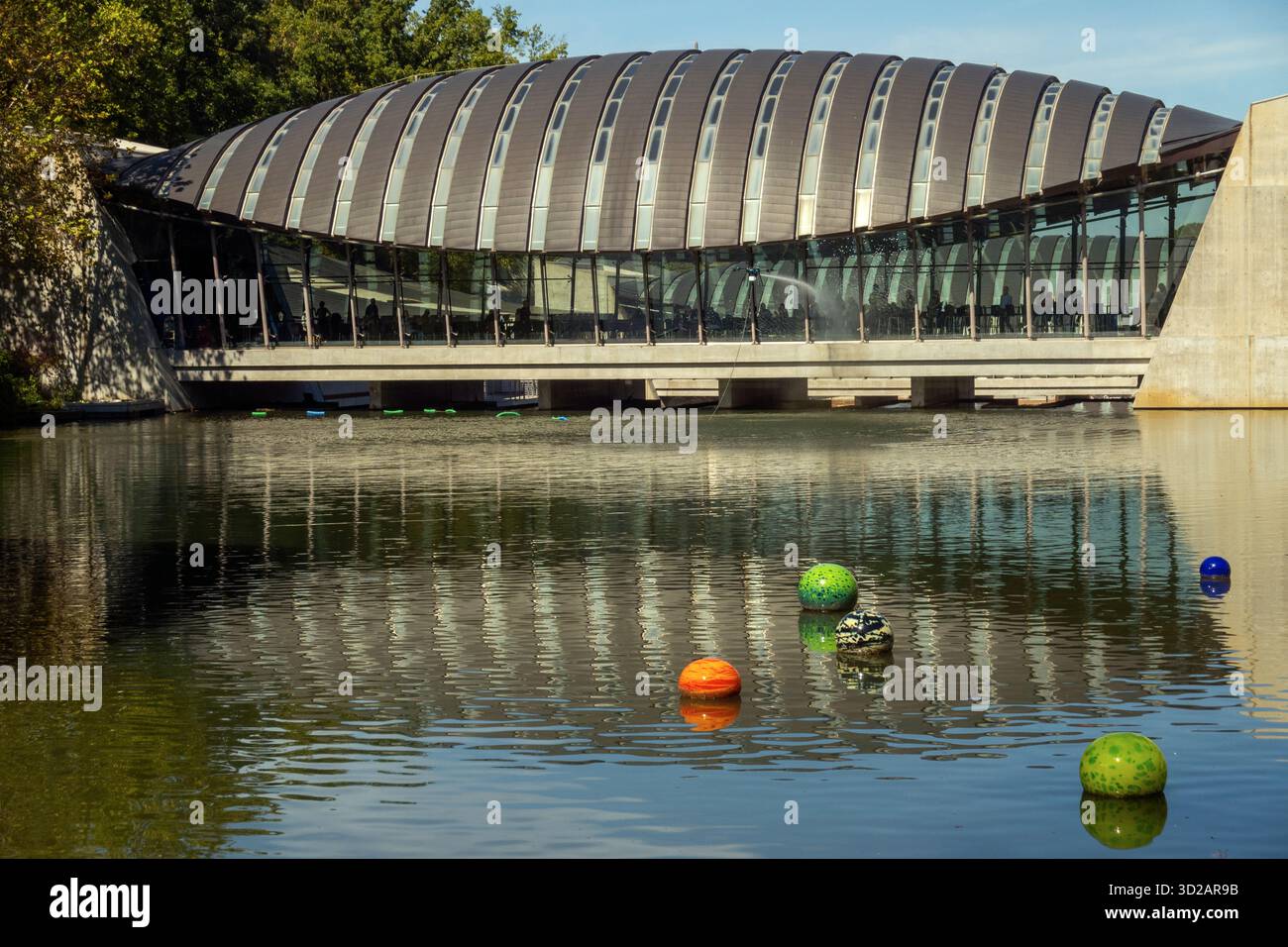 Crystal Bridges Museum of American Art in Bentonville Arkansas Stock ...