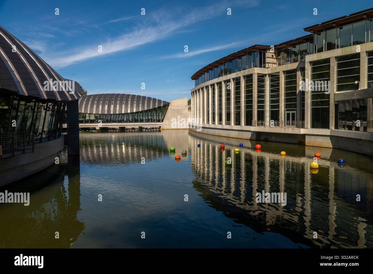 Crystal Bridges Museum of American Art in Bentonville Arkansas Stock ...