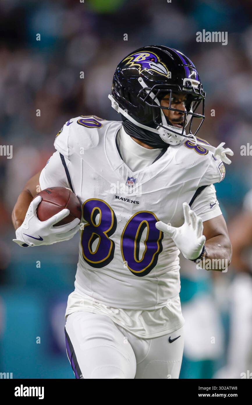 Miami Gardens, Florida, USA. 30th Oct, 2025. Baltimore Ravens tight end ...