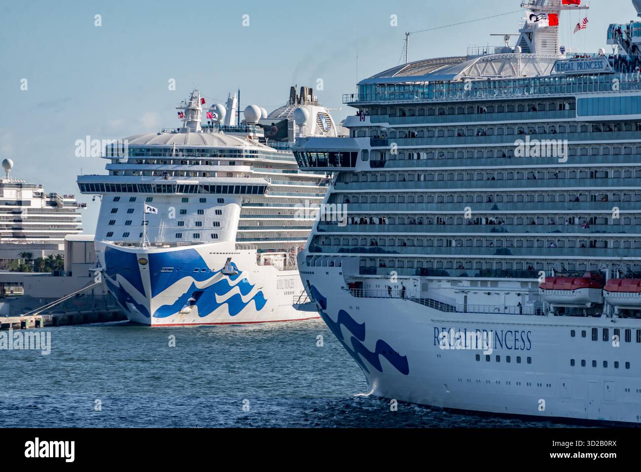 Princess boat leaves Port Everglades for the Caribbean with her sister ...