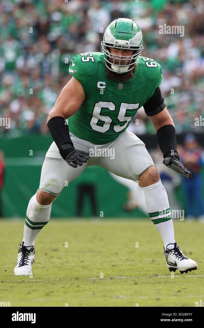 Philadelphia Eagles offensive tackle Lane Johnson (65) blocks during an ...