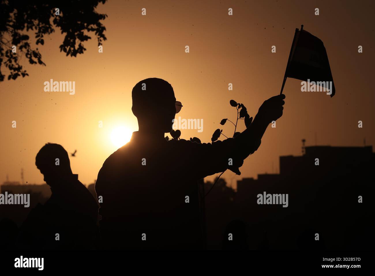 31 October 2025, Iraq, Baghdad: Supporters of the Islamic Supreme ...