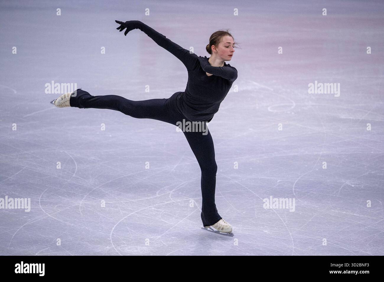 United States' Sarah Everhardt skates during practice at the Skate ...