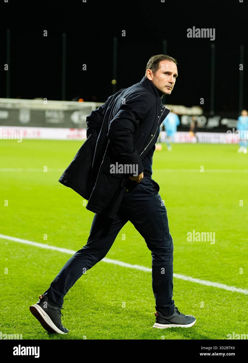 Coventry City head coach Frank Lampard during the Sky Bet Championship ...