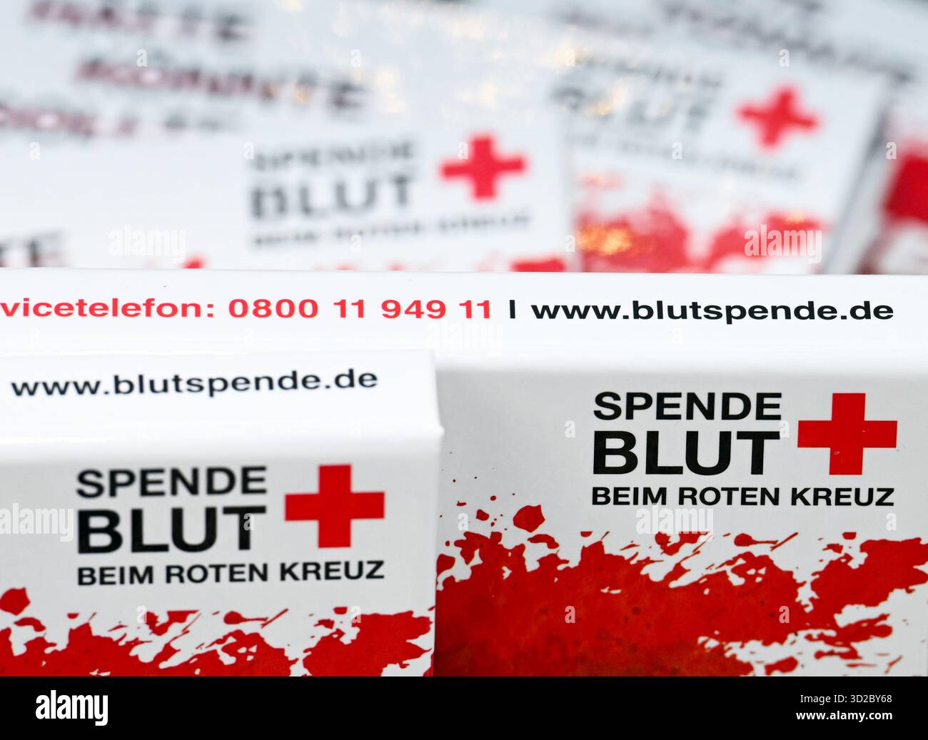 Berlin, Germany. 31st Oct, 2025. Notepads with the DRK logo and the ...