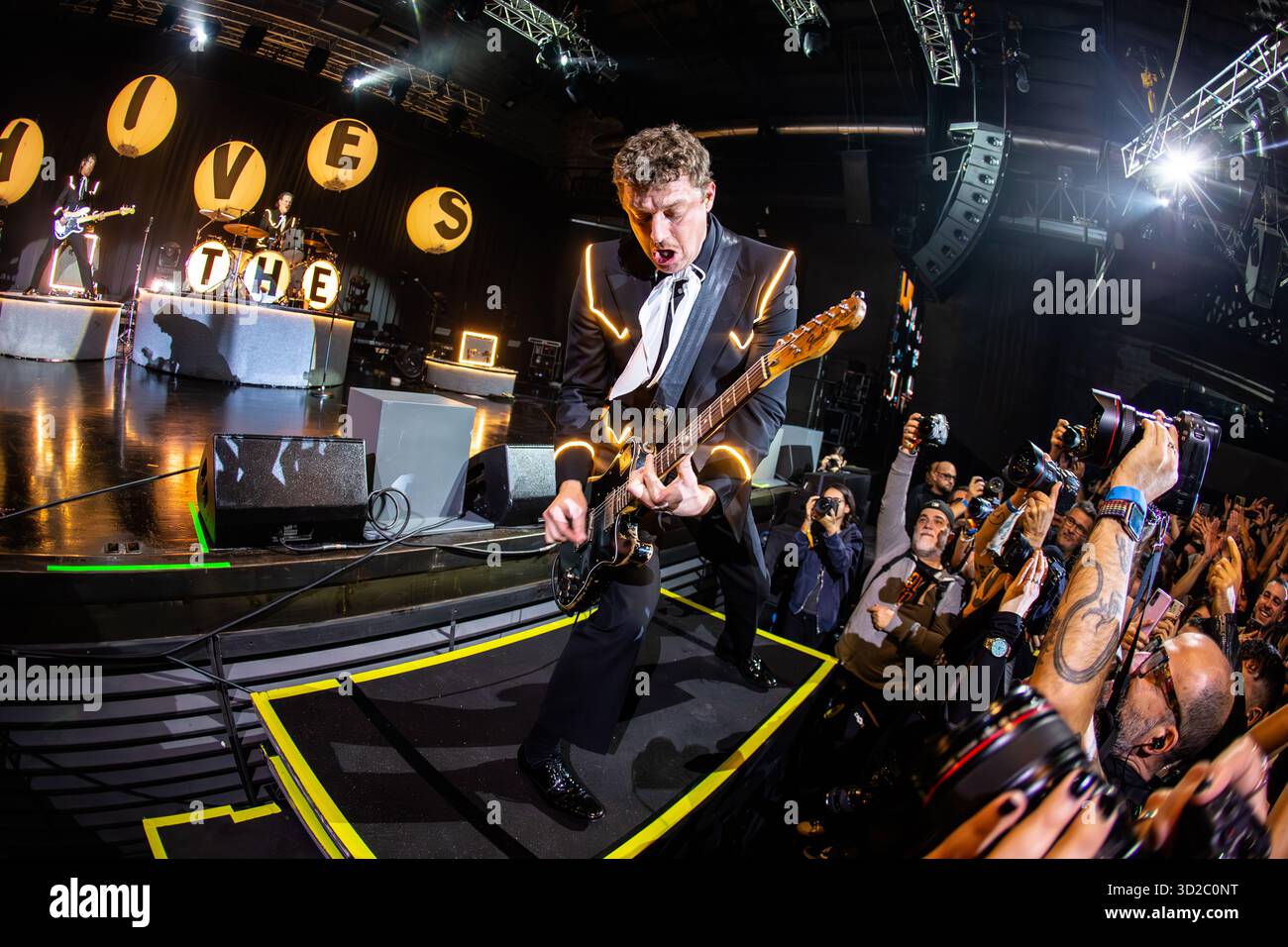 The hives forever tour hi-res stock photography and images - Alamy