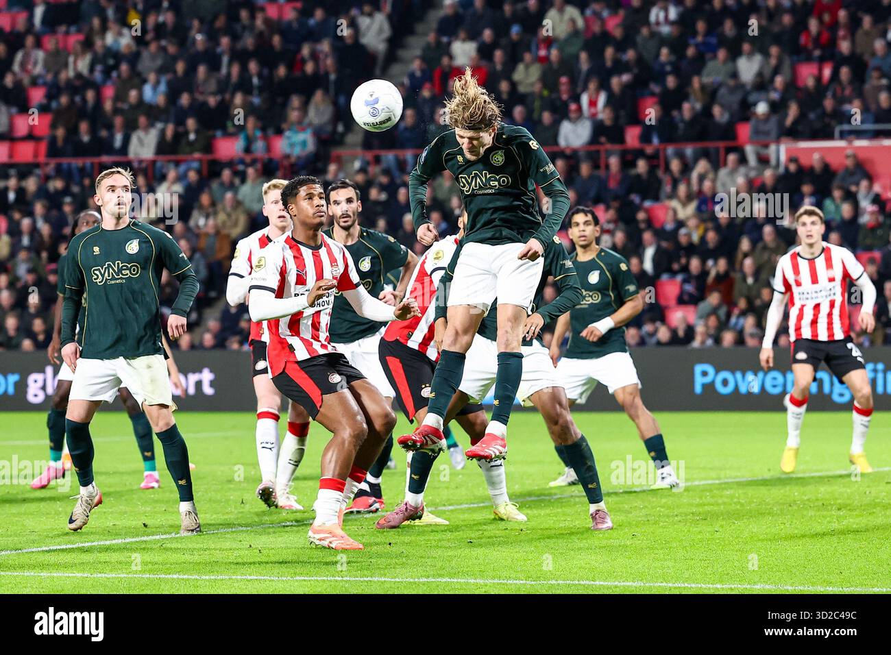 EINDHOVEN , 31-10-2025 , Philips Stadium , season 2025 / 2026 , Dutch ...
