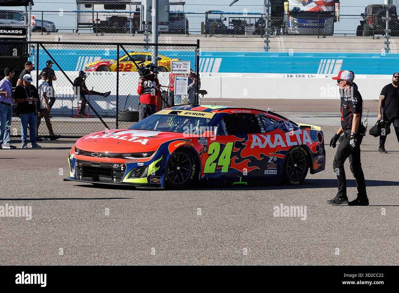 AVONDALE, AZ - OCTOBER 31: William Byron (#24 Hendrick Motorsports ...
