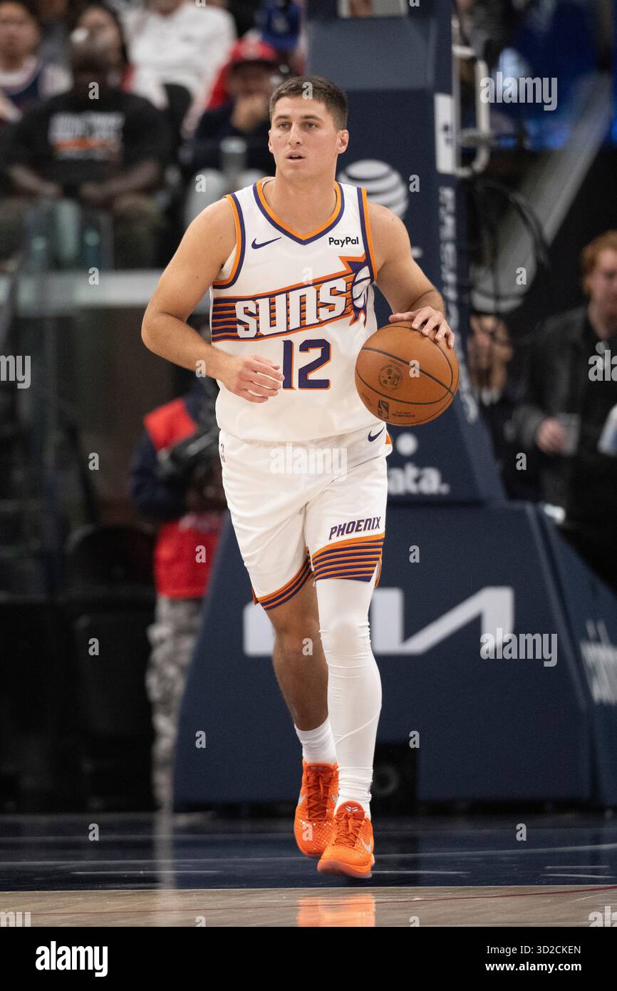Phoenix Suns guard Collin Gillespie (12) dribbles during the first half ...