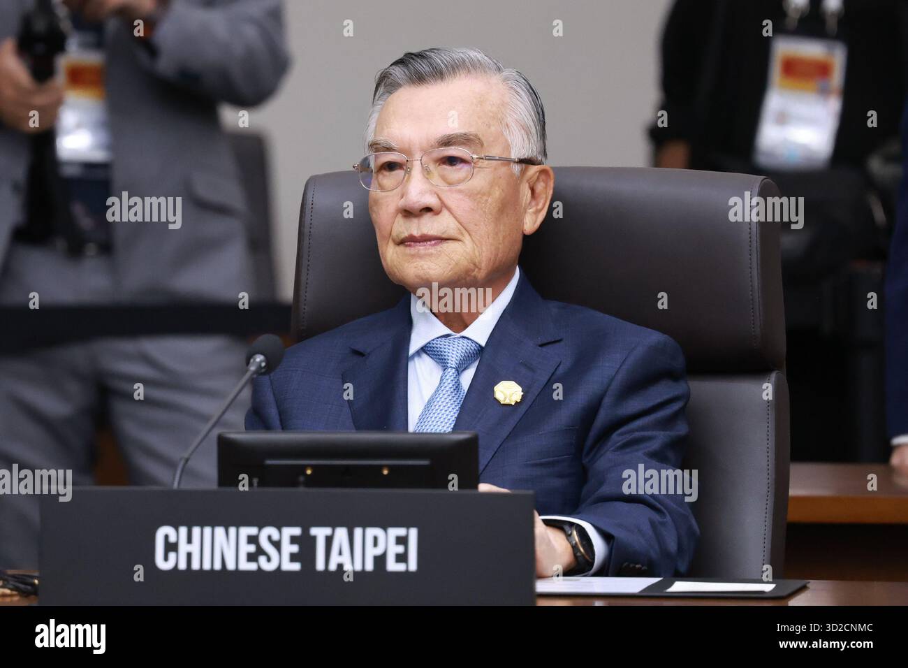 Taiwan's envoy to the 2025 APEC Economic Leaders' Meeting, Lin Hsin-i ...