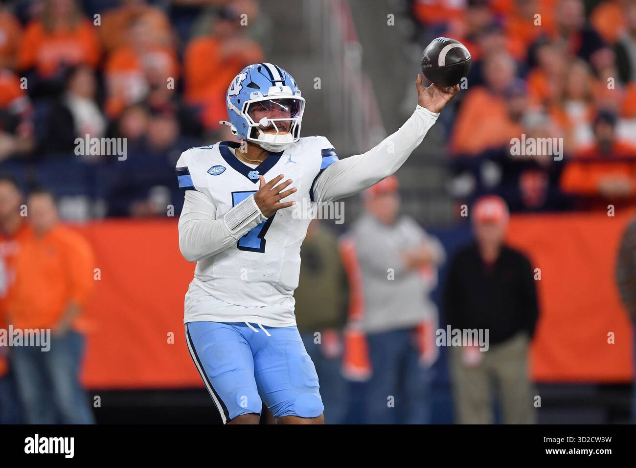 North Carolina quarterback Gio Lopez throws during the second half of ...