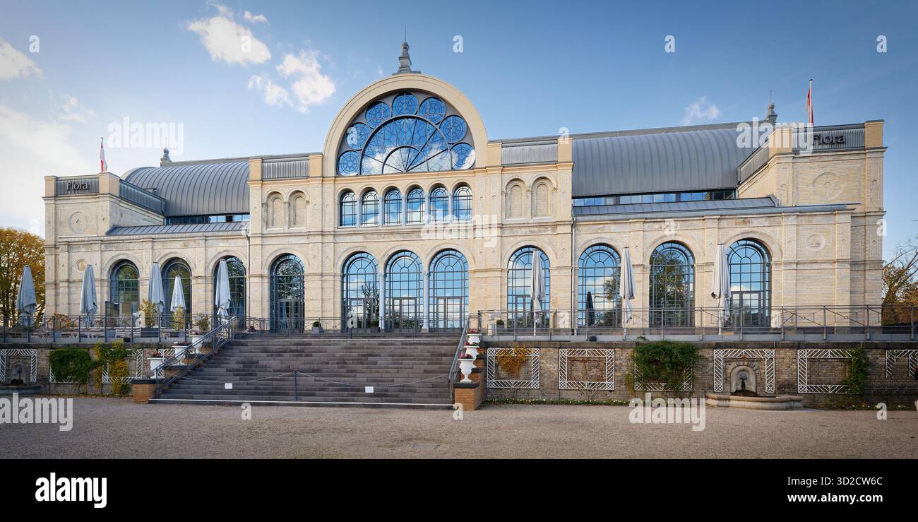 Front view of the historic Flora Festhaus (Palais im Park) in Cologne's ...