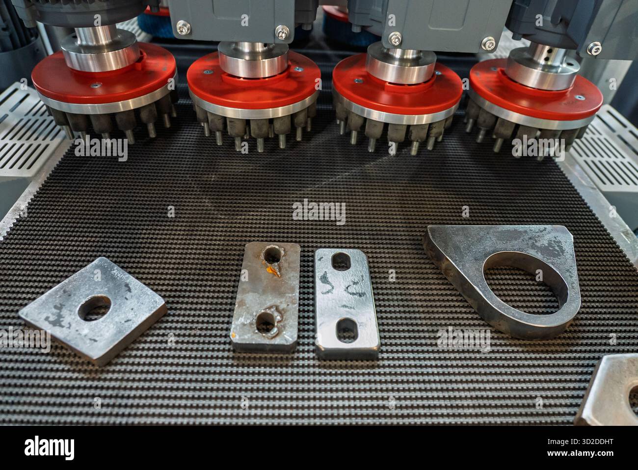 Grinding machine, Deburring Machines, view of the detail after ...