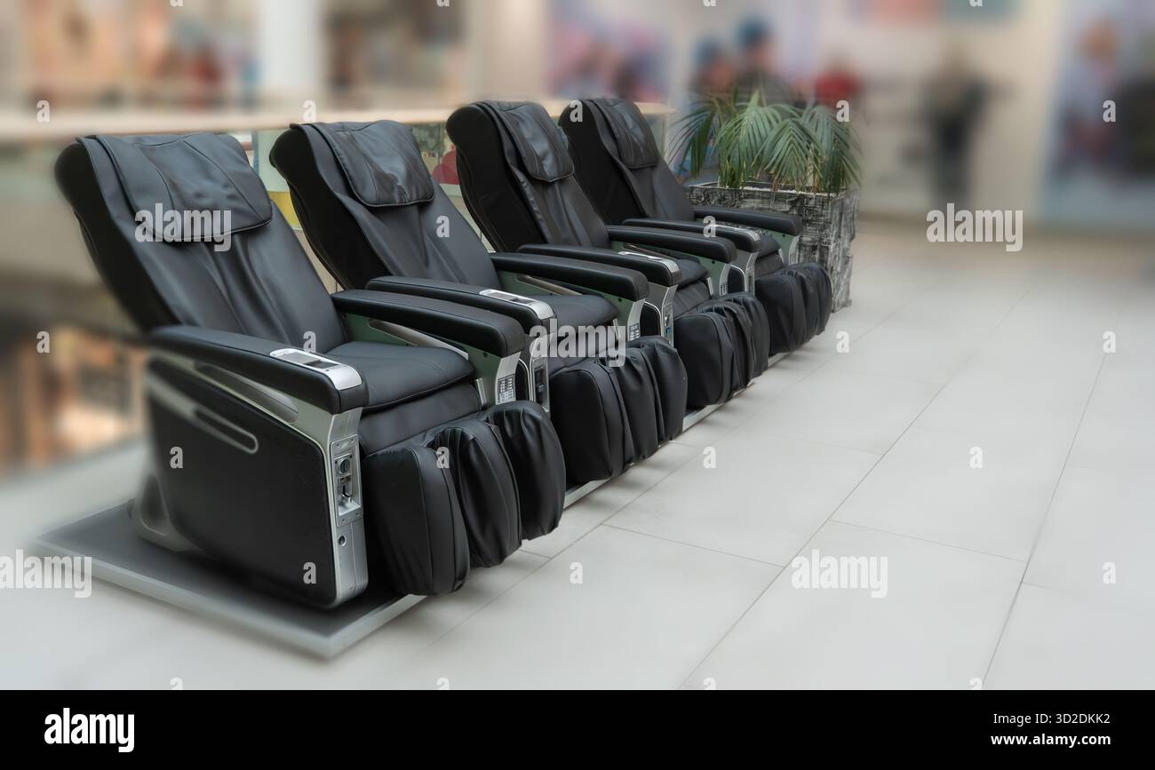 Luxury recliner chair retail interior hi-res stock photography and ...
