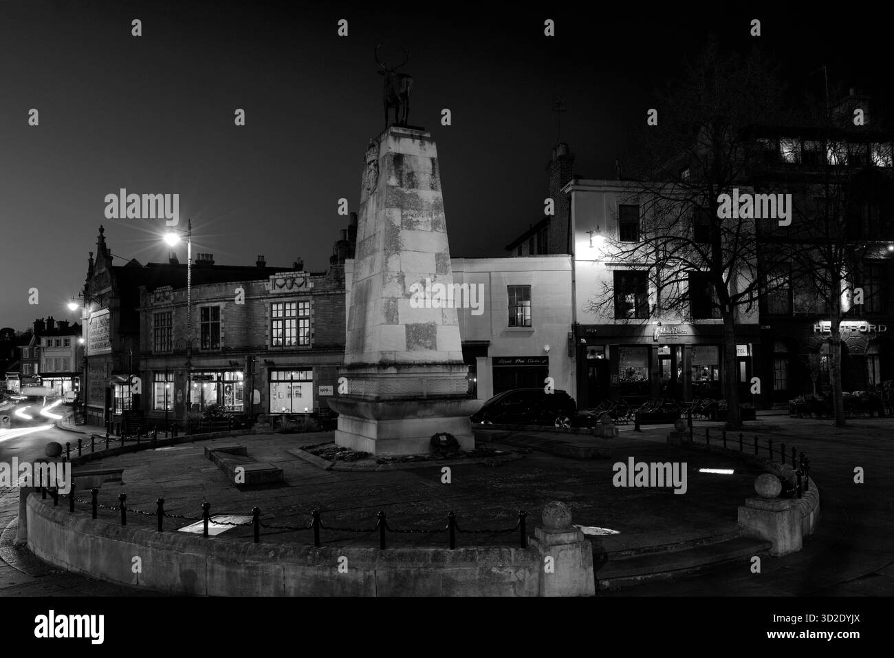 The war memorial in Parliament Square, Hertford town, Hertfordshire ...