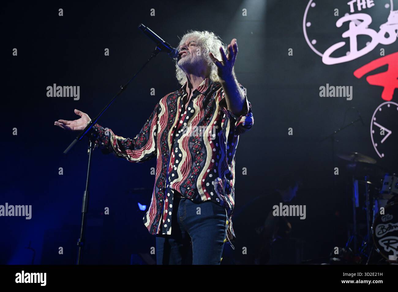 LONDON, ENGLAND - OCTOBER 31: Bob Geldof of ‘The Boomtown Rats ...