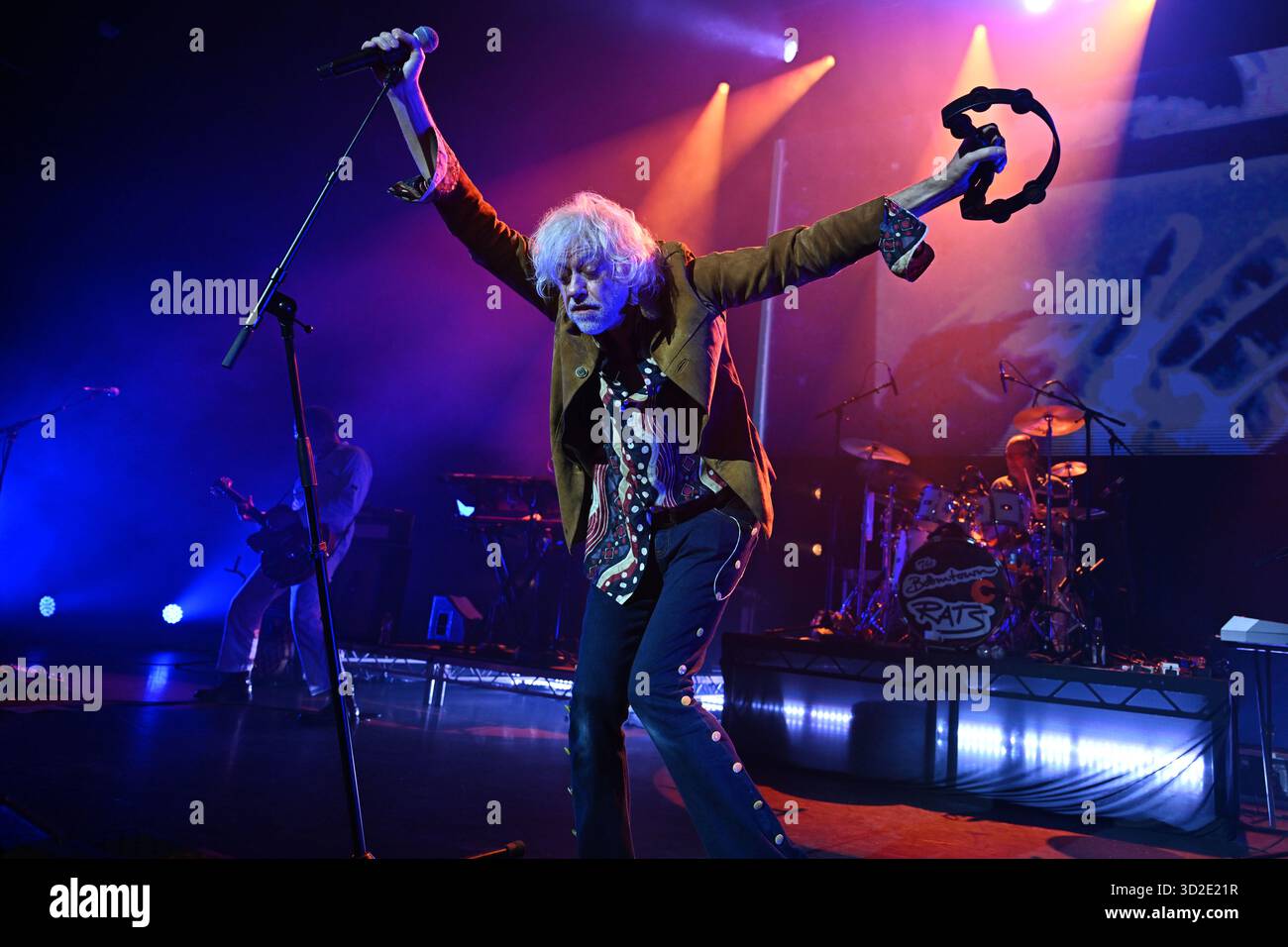 LONDON, ENGLAND - OCTOBER 31: Bob Geldof of ‘The Boomtown Rats ...