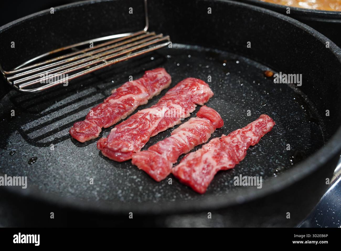 Korean bbq meal sizzling hi-res stock photography and images - Alamy