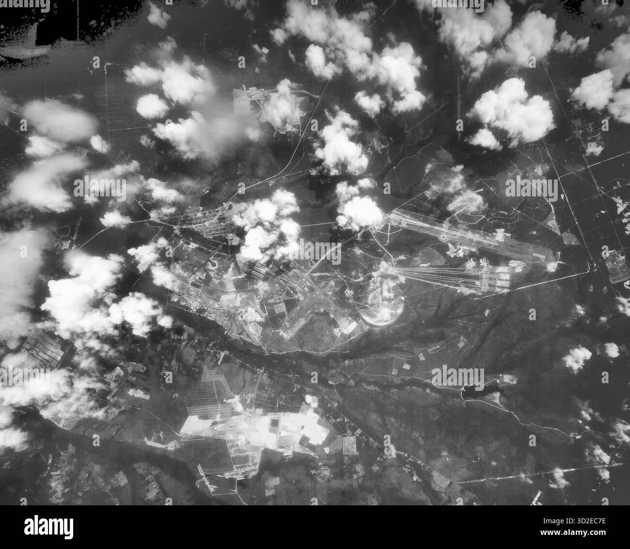 Lakehurst naval station hi-res stock photography and images - Alamy