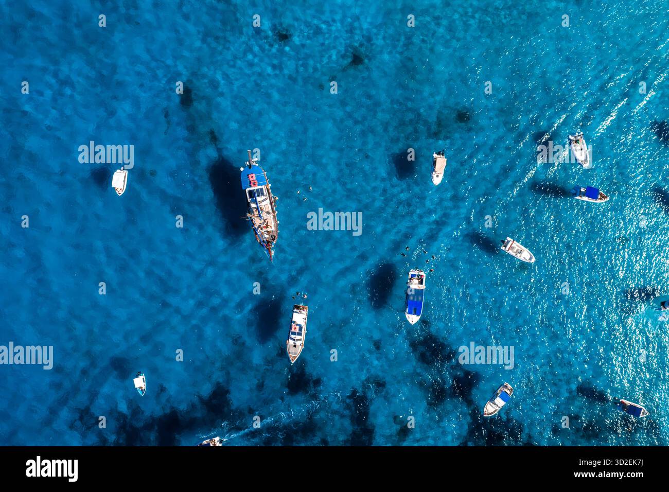 Top down perspective cluster light hi-res stock photography and images ...