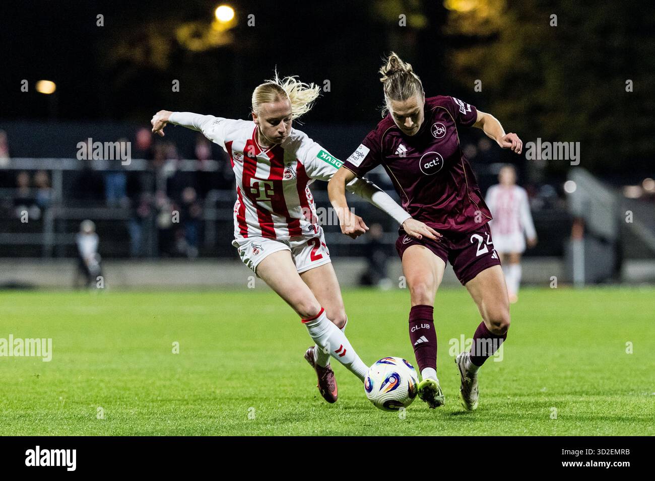 Zweikampf Anna Gerhardt (1. FC K?ln, 21), Nastassja Lein (1. FC N?rnberg, 24) Google Pixel ...