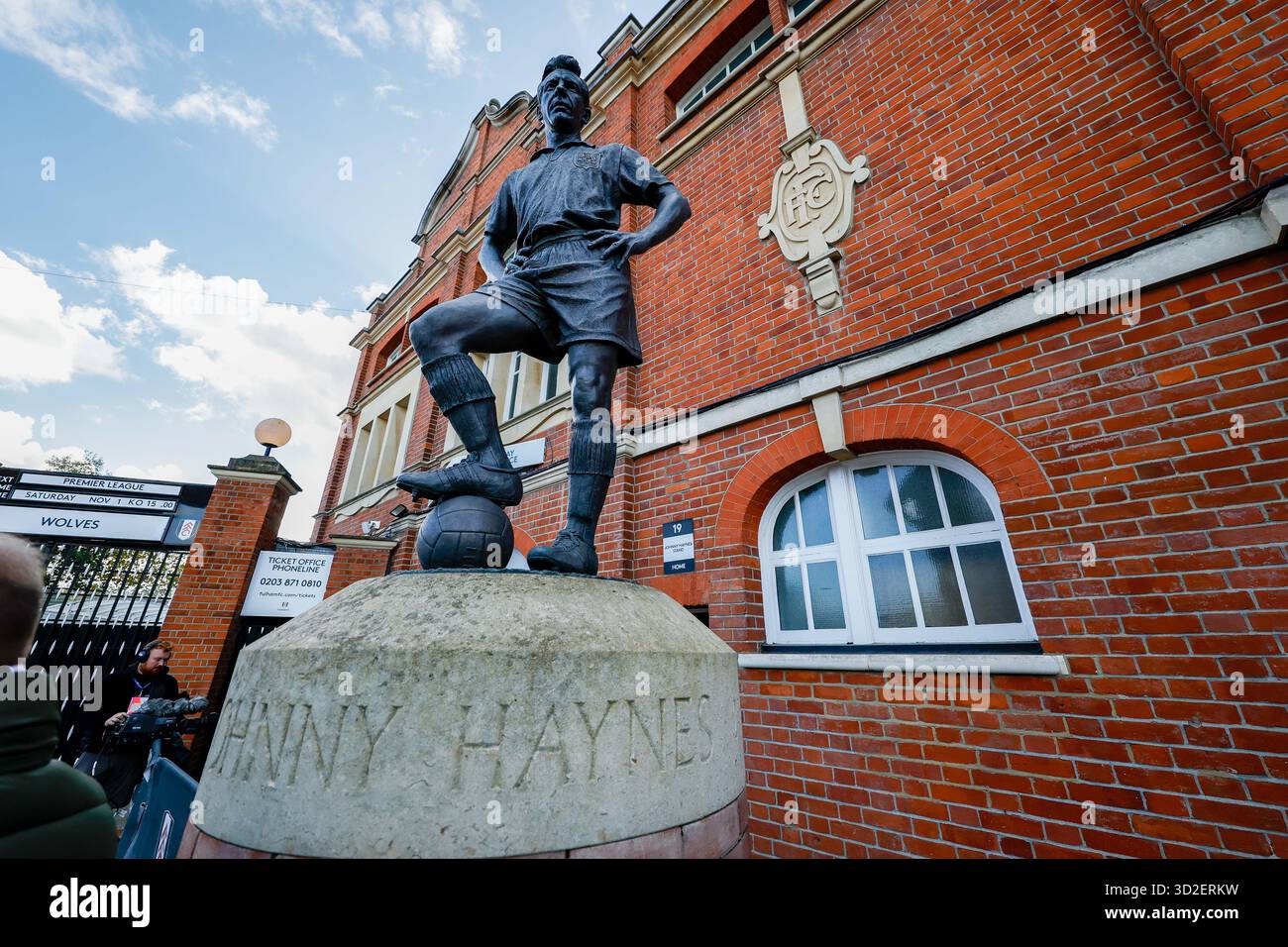 1st November 2025; Craven Cottage, Fulham, London, England; Premier ...