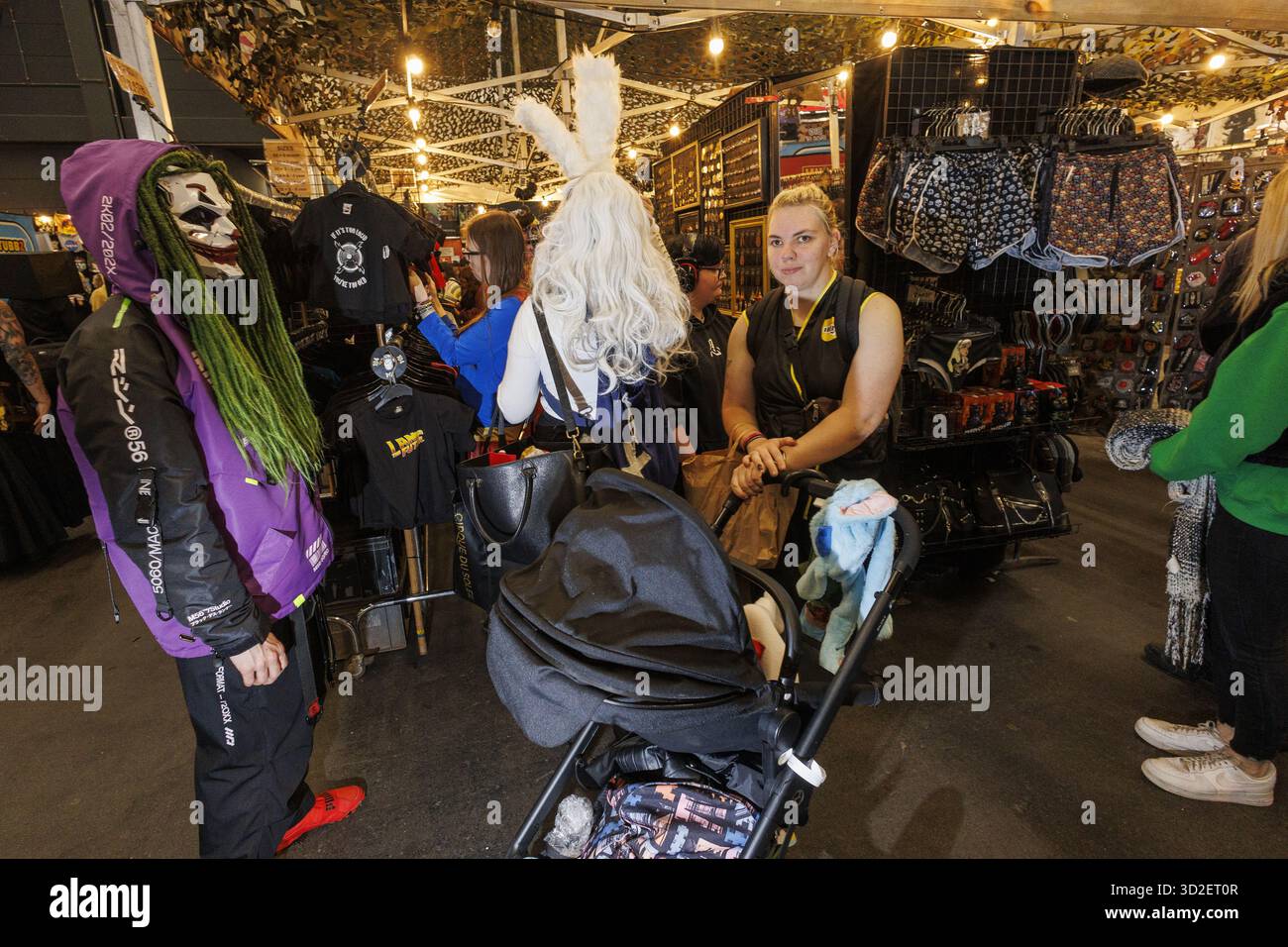 This picture is taken during the 'Facts' Belgian branch of the Comic ...