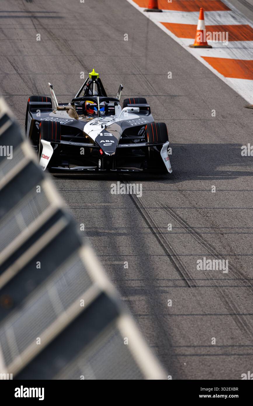 Valencia, Spain. 31st Oct 2025. Jamie Chadwick of Jaguar TCS Racing ...