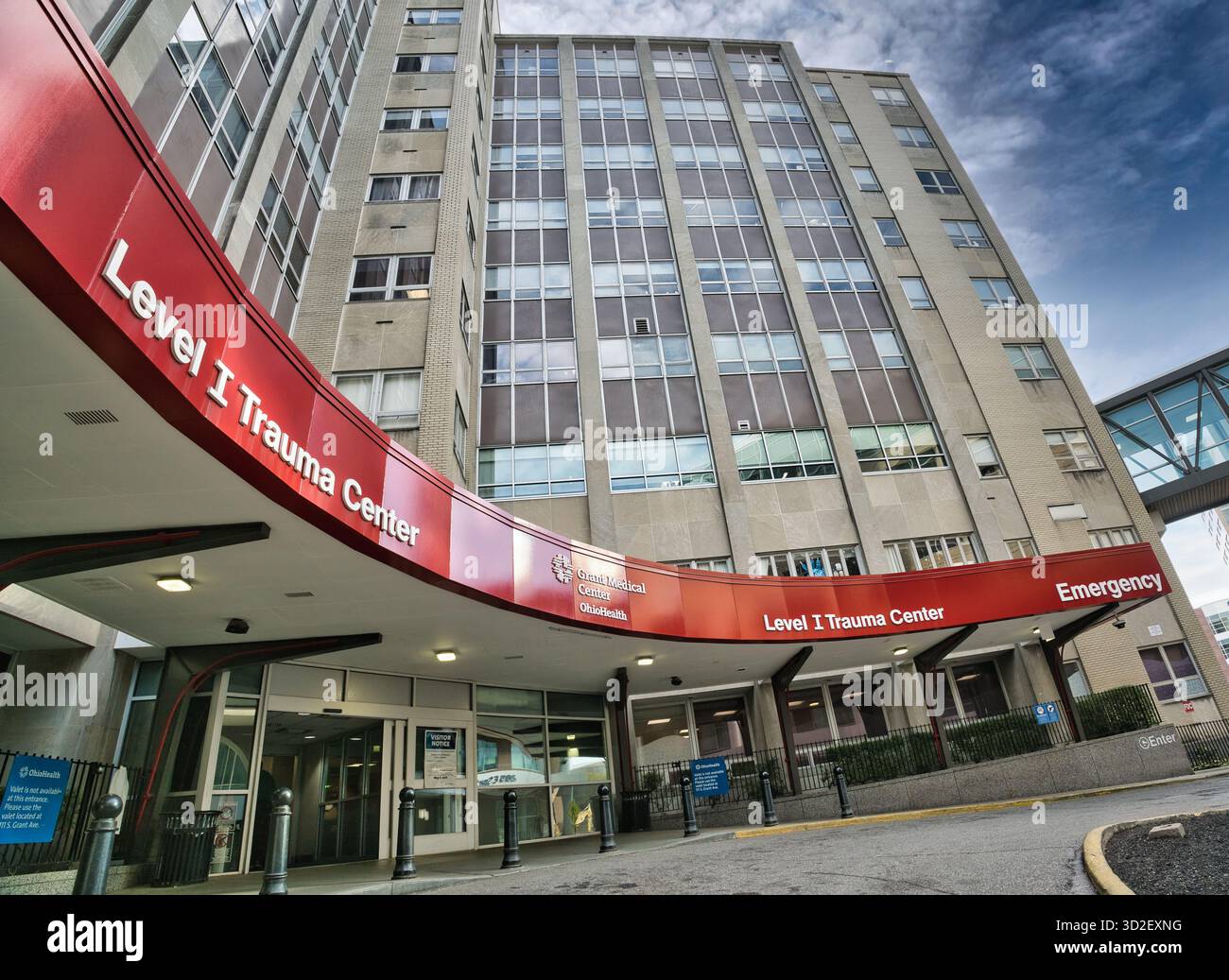 OhioHealth Grant Medical Center a level 1 trauma center in downtown ...