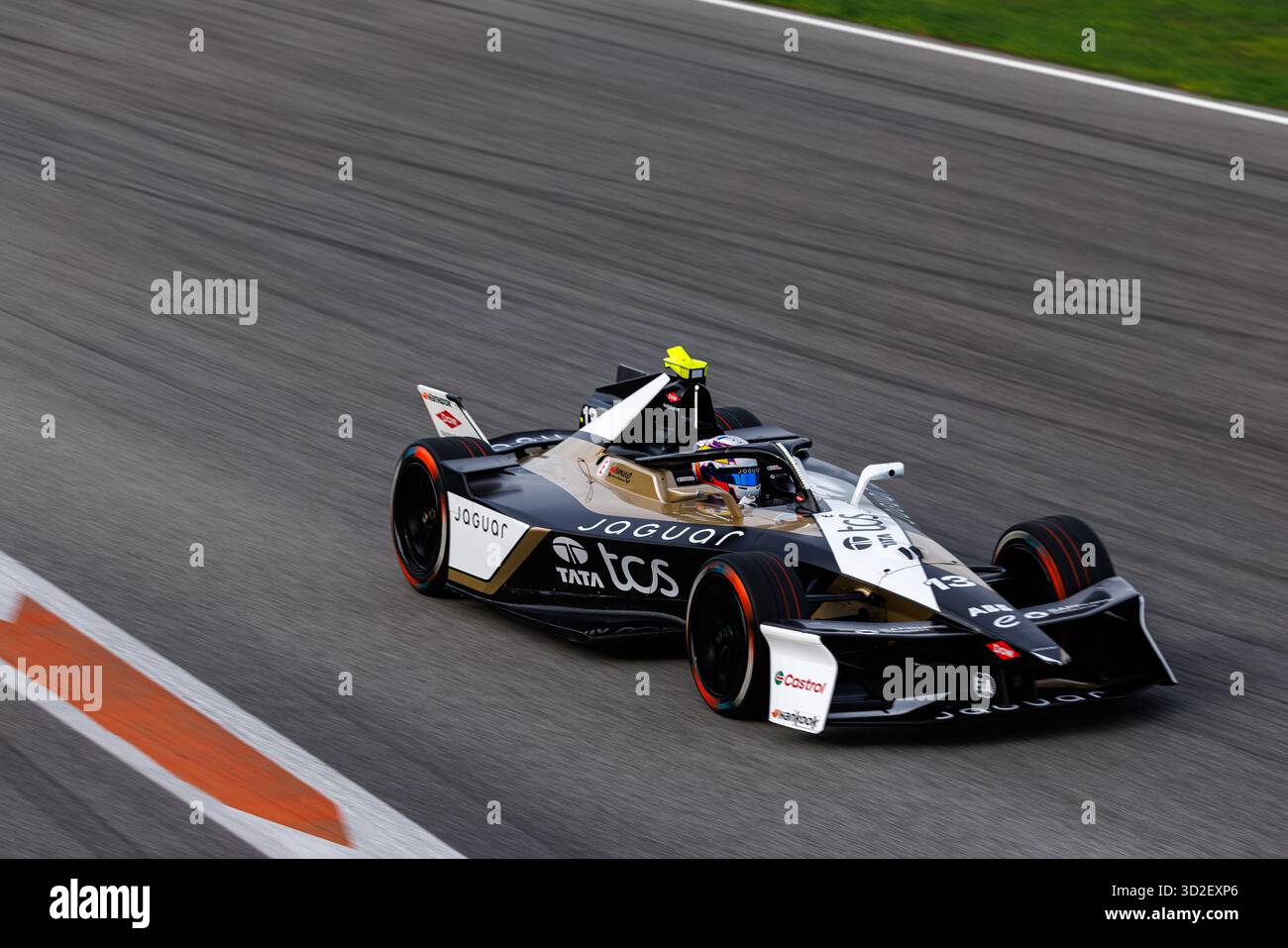 Valencia, Spain. 31st Oct 2025. Jamie Chadwick of Jaguar TCS Racing ...