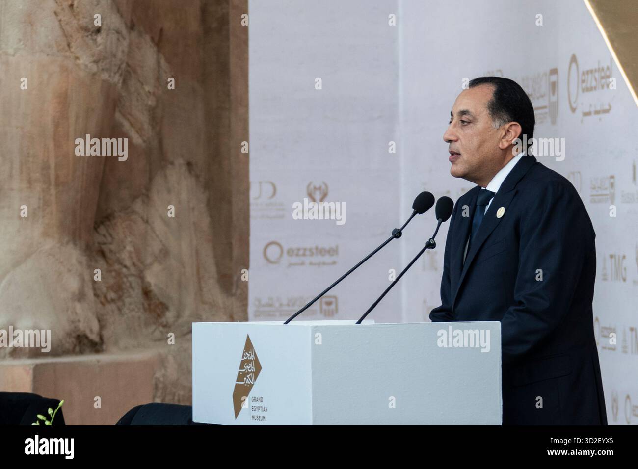 01 November 2025, Egypt, Giza: Egyptian Prime Minister Mostafa Madbouly ...