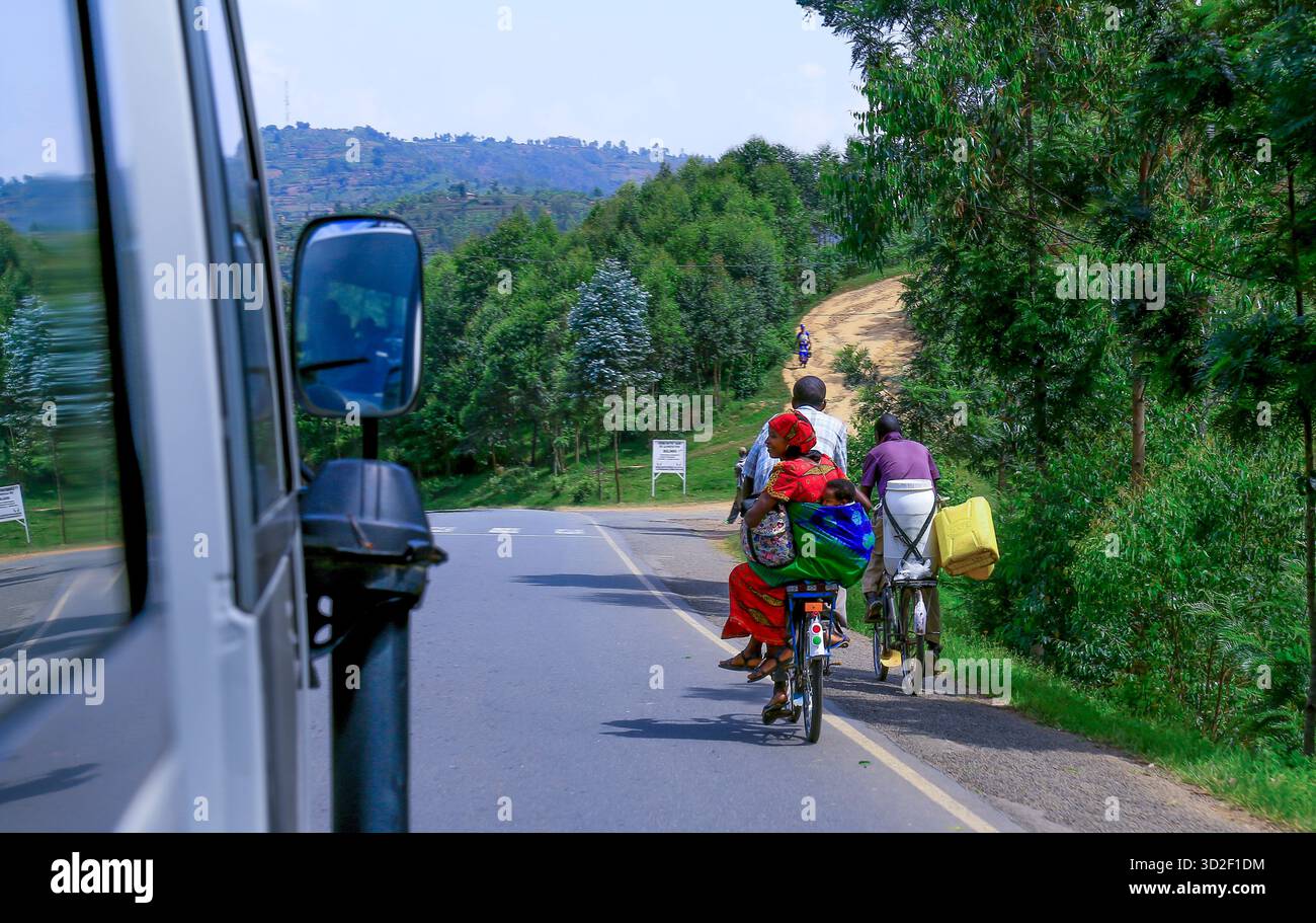 A family of Edson Nsabimana and his wife Claudine Ugirumurera and their ...